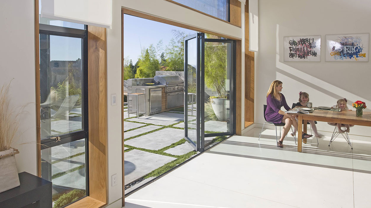 Weather Resistant Aluminum Sliding Glass Doors for Seamless Indoor ...